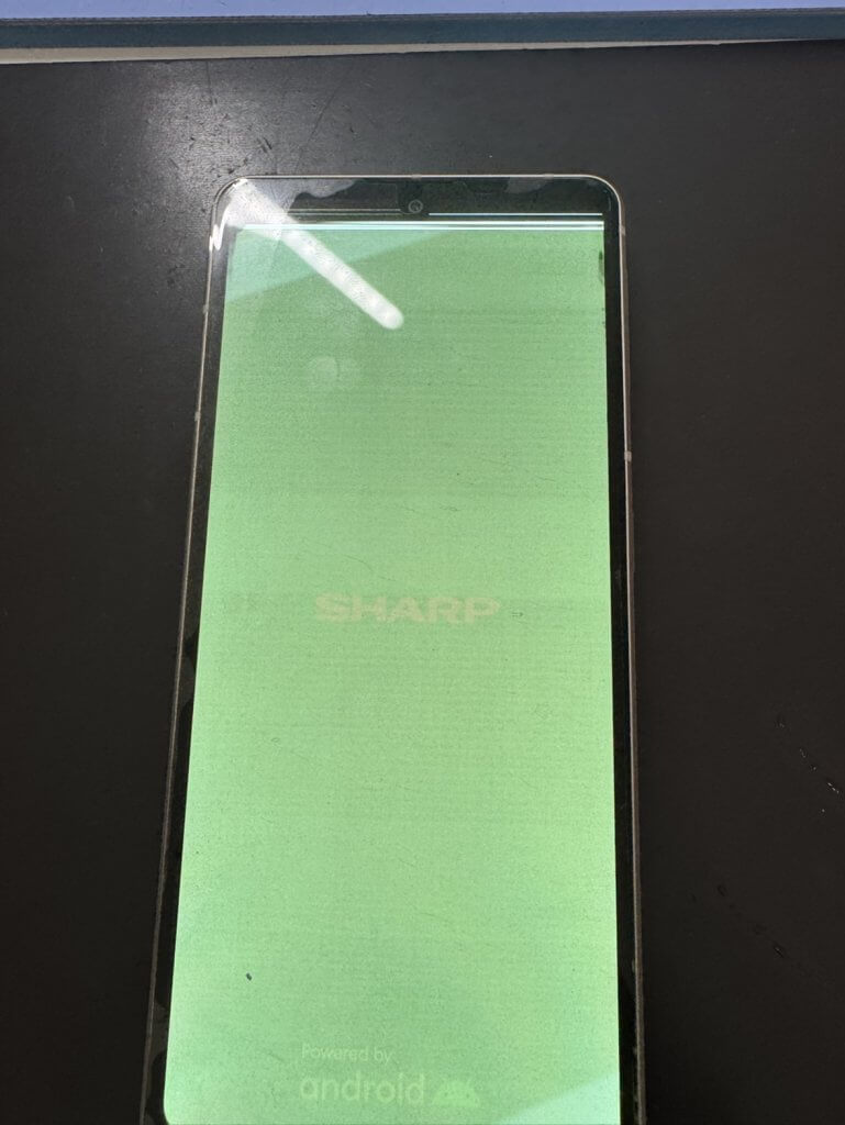 【AQUOS sense7】画面が一面緑色になってしまった！画面交換修理ならお任せください！！ | Xperia Galaxy AQUOS Google Pixel修理のアンドロイドホスピタル